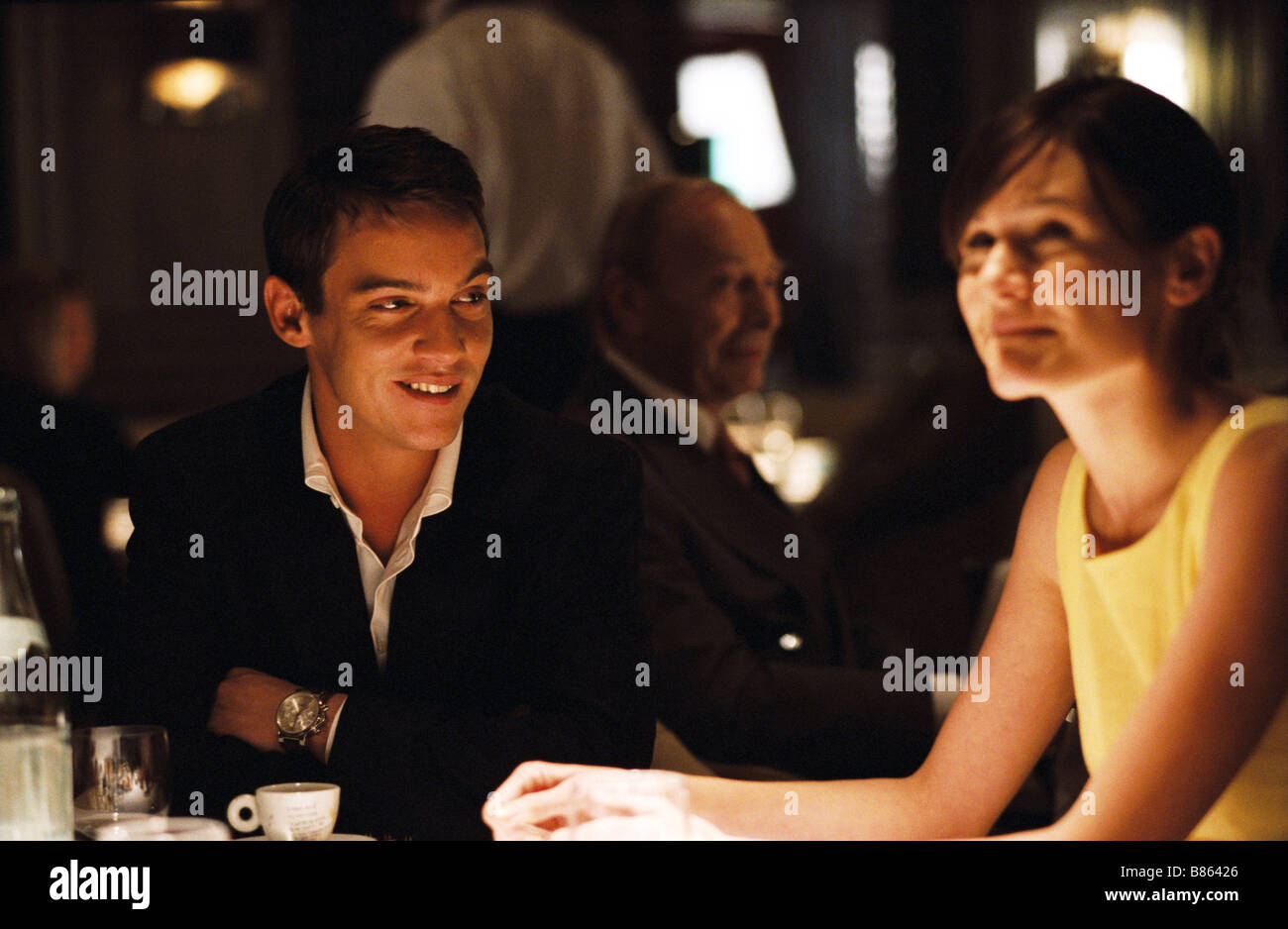 Match Point Année : 2004 - USA Emily Mortimer, Jonathan Rhys-Meyers ...