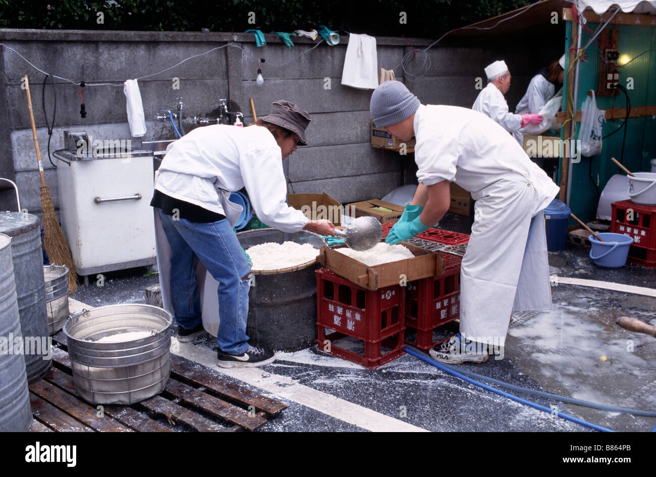 Japan, Tokyo, Setagaya, mochi making Stock Photo - Alamy