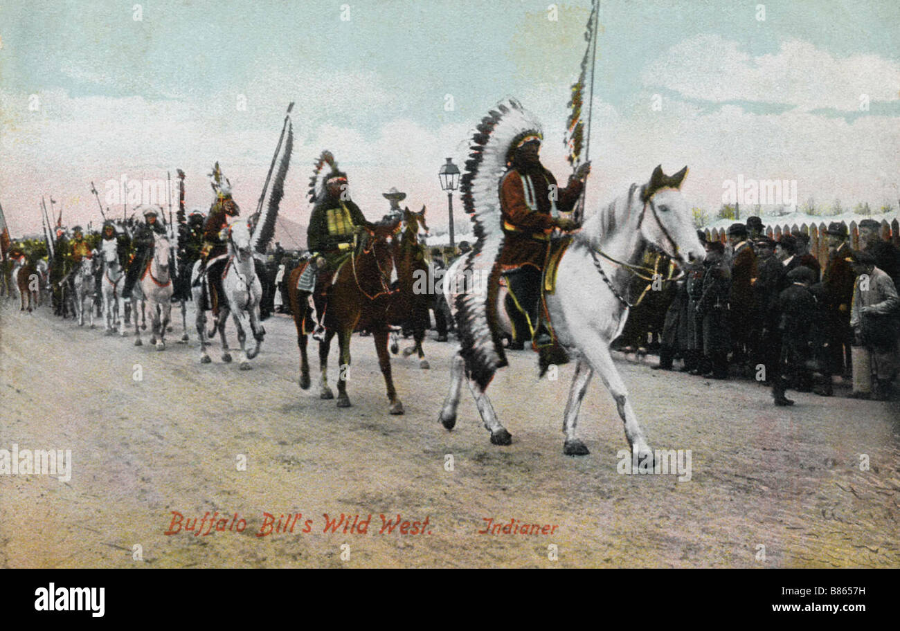 Parade of the Buffalo Bill's Wild West troupe in Paris Stock Photo - Alamy