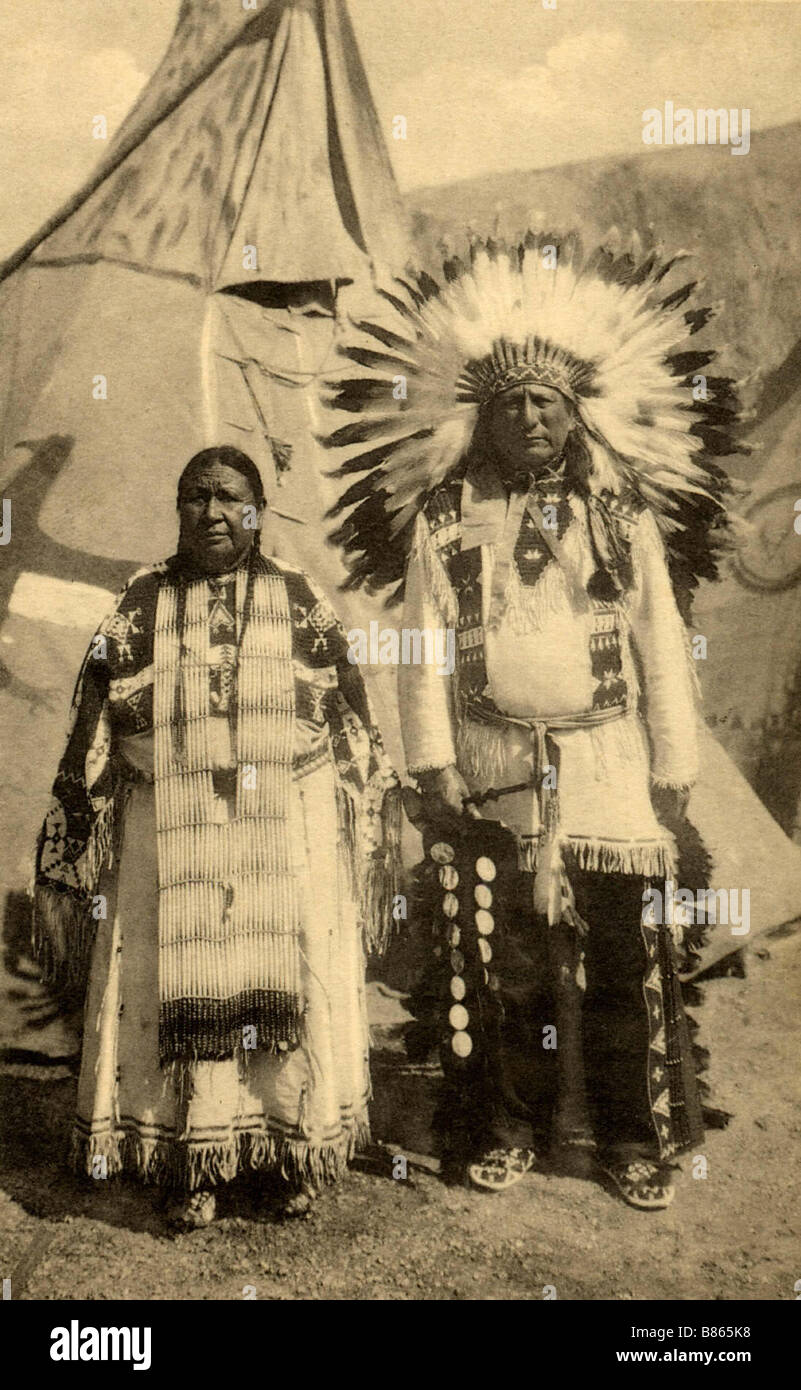 Postcard representing Indian chief Buffalo Man at the Indian village of ...