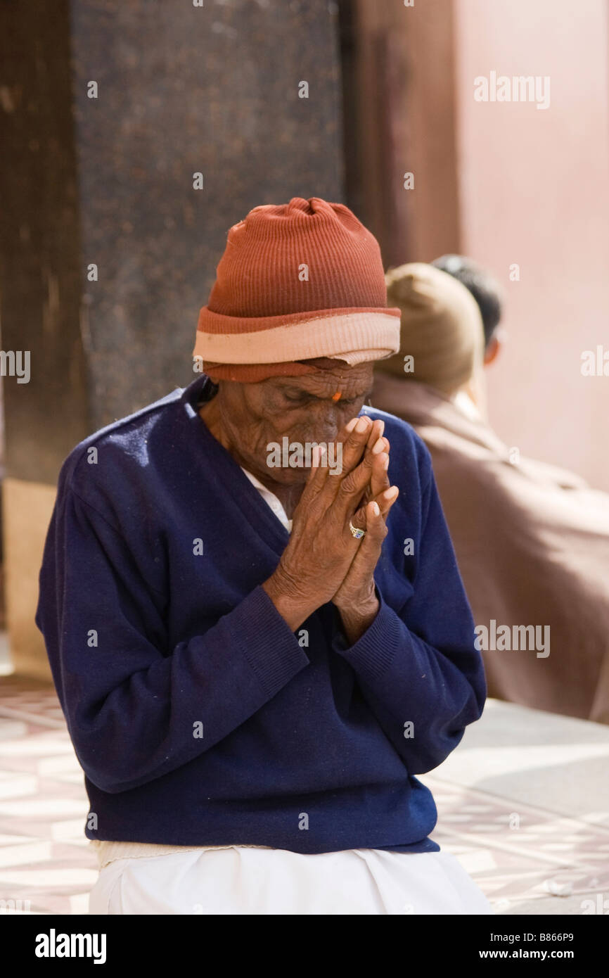 Indian worshipper hi-res stock photography and images - Alamy