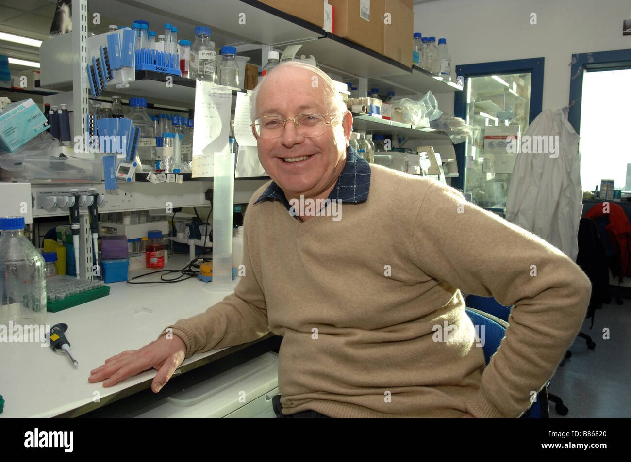 The Life Scientist Professor Sir Philip Cohen in his laboratory in ...