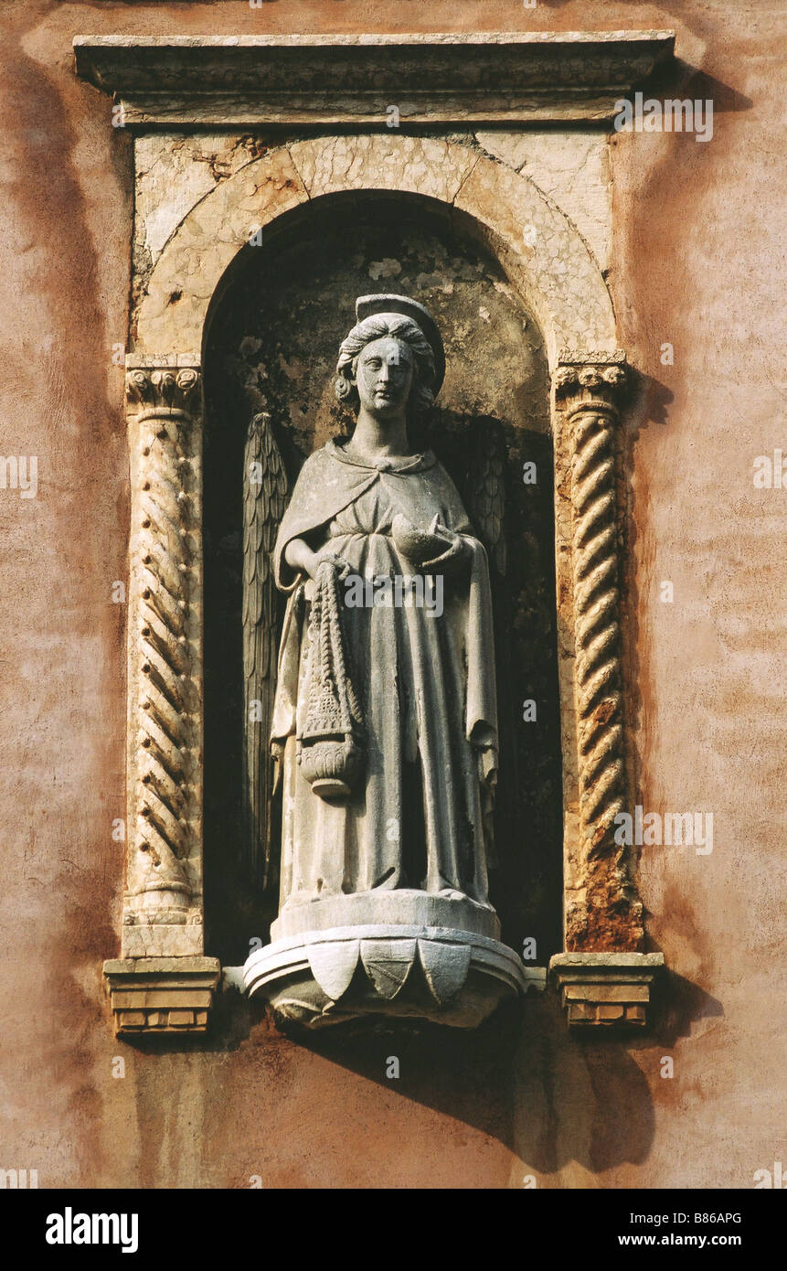 Fosca statue hi-res stock photography and images - Alamy