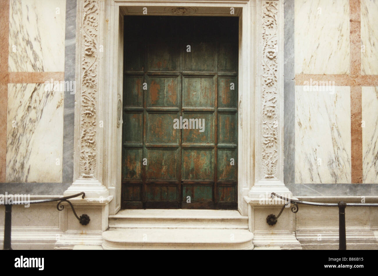 St mary of the miracles hi-res stock photography and images - Alamy