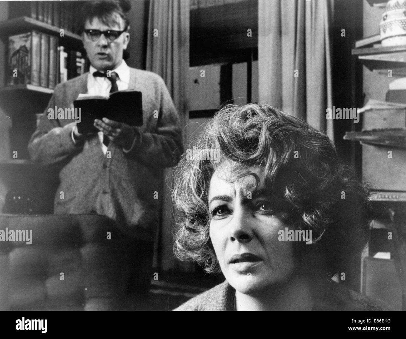 Elizabeth taylor whos afraid virginia Black and White Stock Photos ...