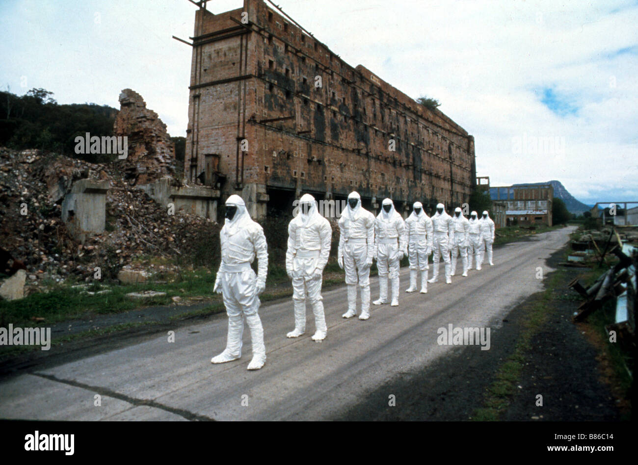 The Chain Reaction Année : 1980 - Australia Director : Ian Barry Stock ...