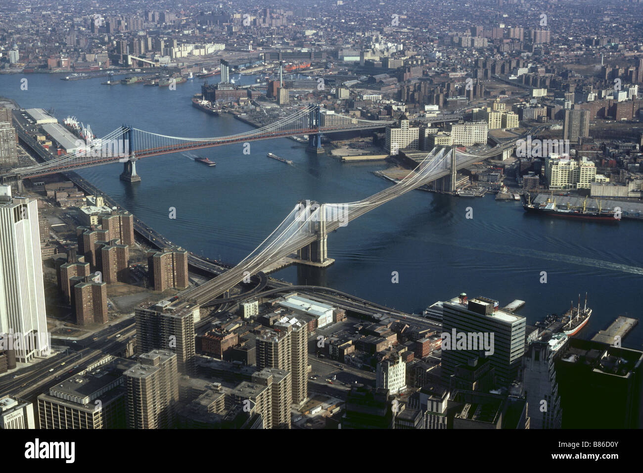 Aerial view of Manhattan Bridge and Brooklyn Bridge Stock Photo - Alamy