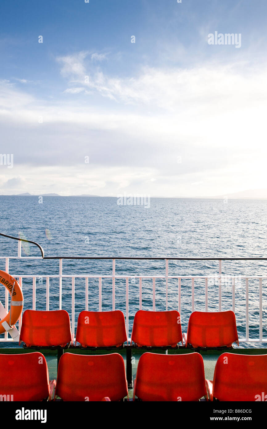 Ship railing hi-res stock photography and images - Alamy