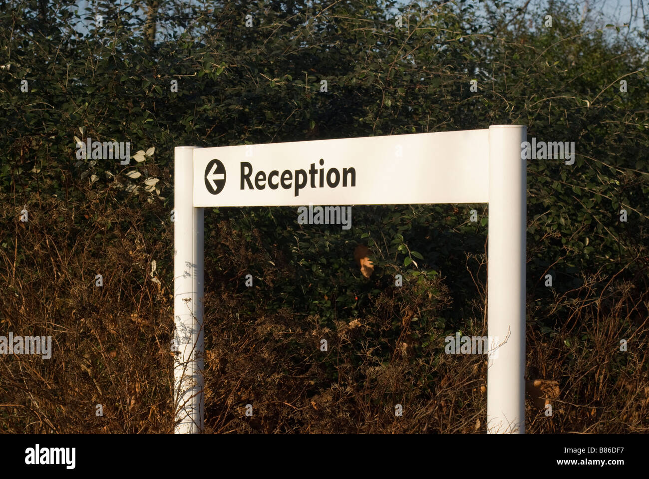 Helpful sign hi-res stock photography and images - Alamy