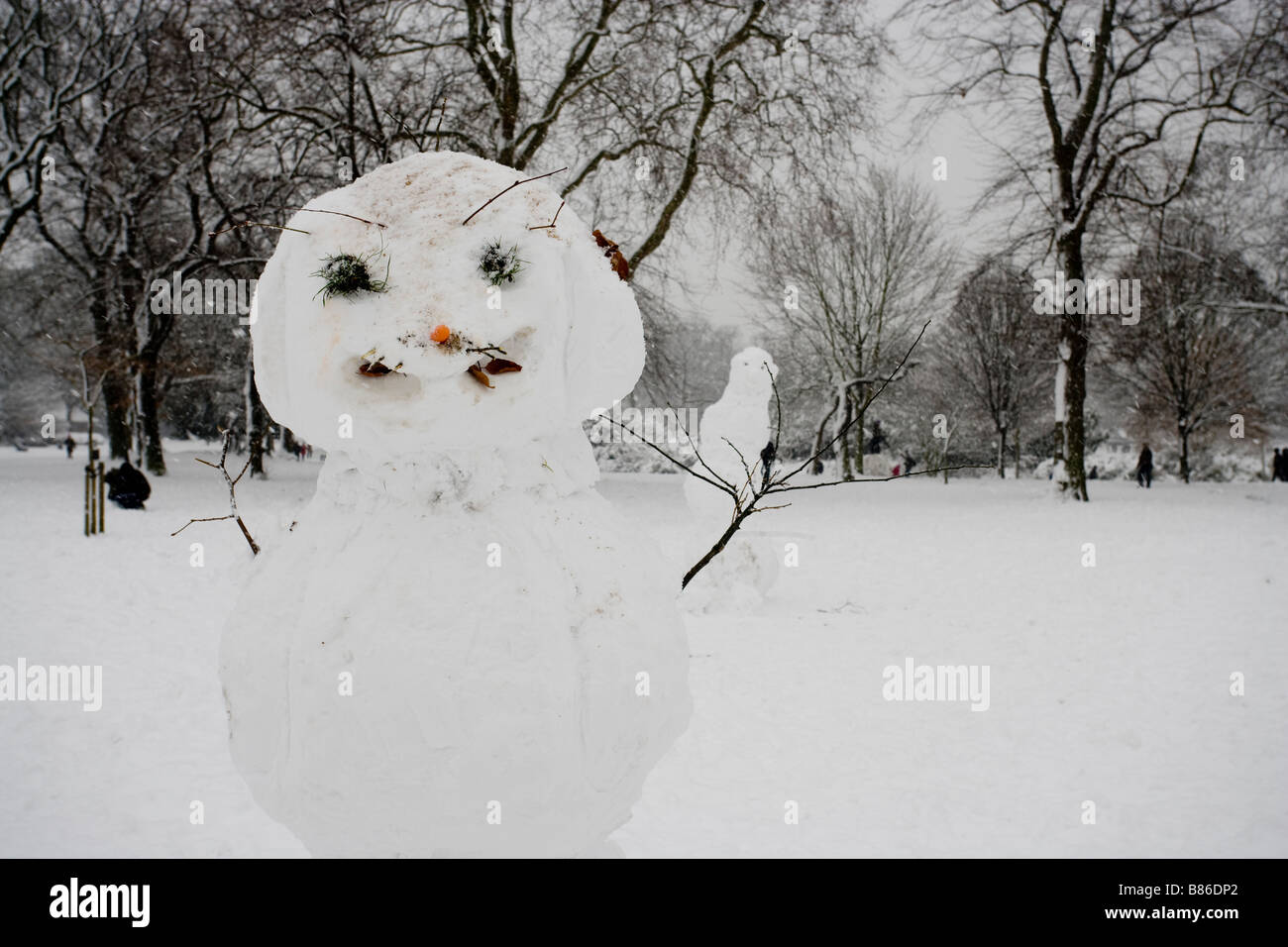 Snow men hi-res stock photography and images - Alamy