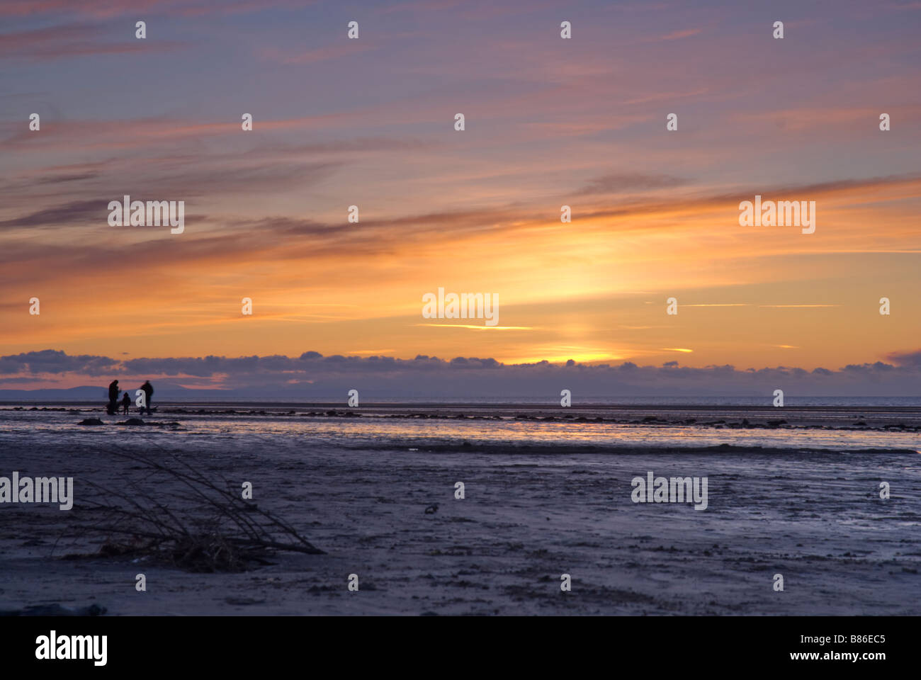 Morecambe bay sunset hi-res stock photography and images - Alamy