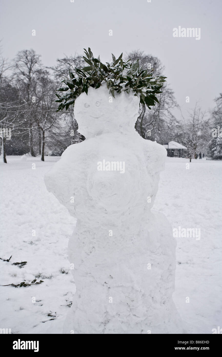Snow men hi-res stock photography and images - Alamy