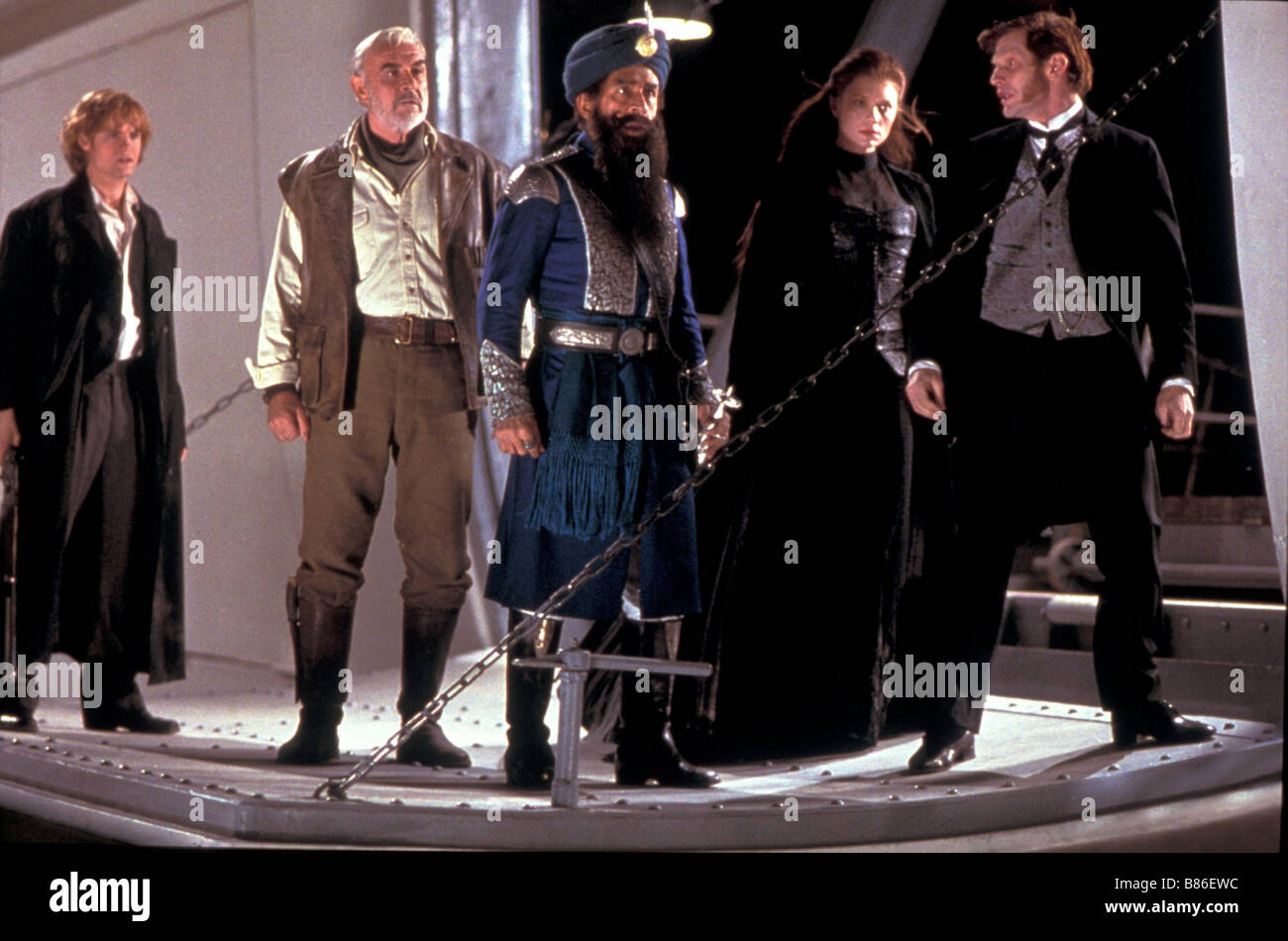 The League of Extraordinary Gentlemen Année : 2003 - USA Sean Connery ...