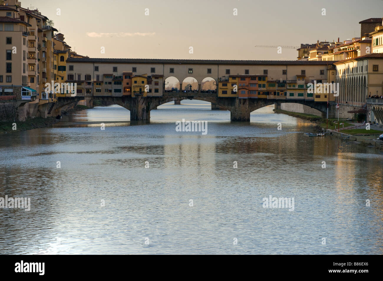 Florence street view hi-res stock photography and images - Alamy
