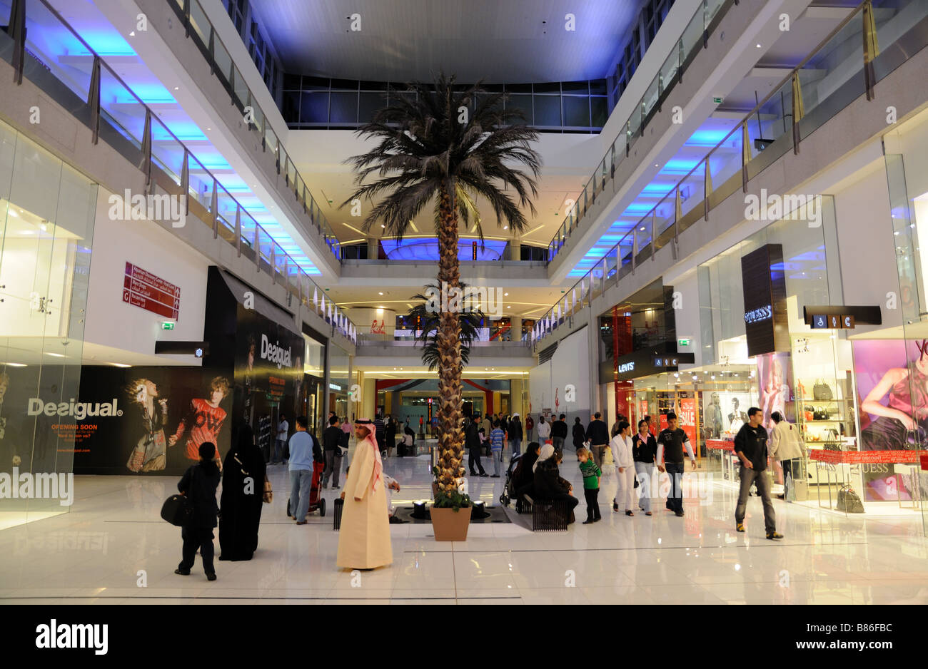 Inside of the Dubai Mall, Dubai United Arab Emirates Stock Photo - Alamy