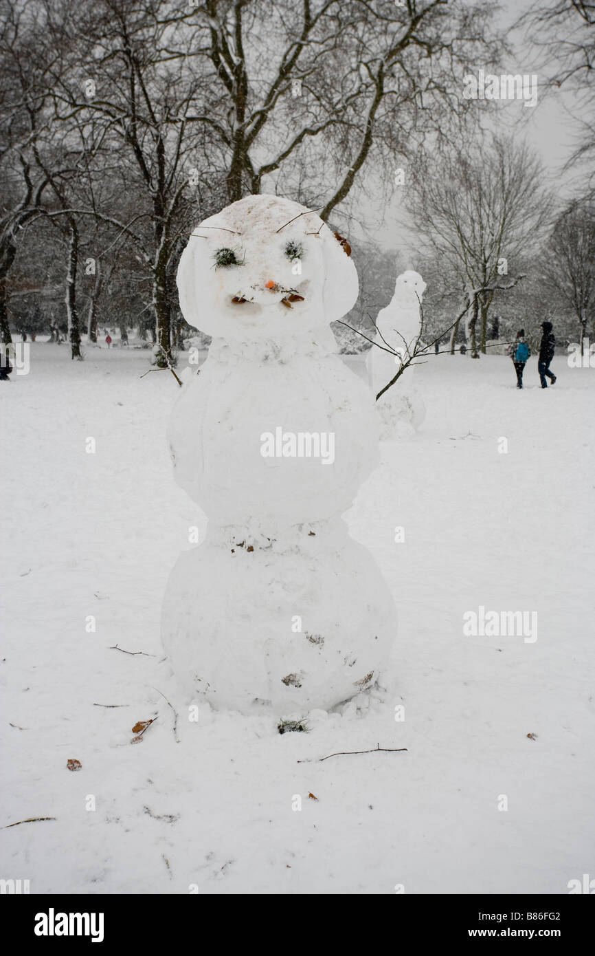 Snow men hi-res stock photography and images - Alamy