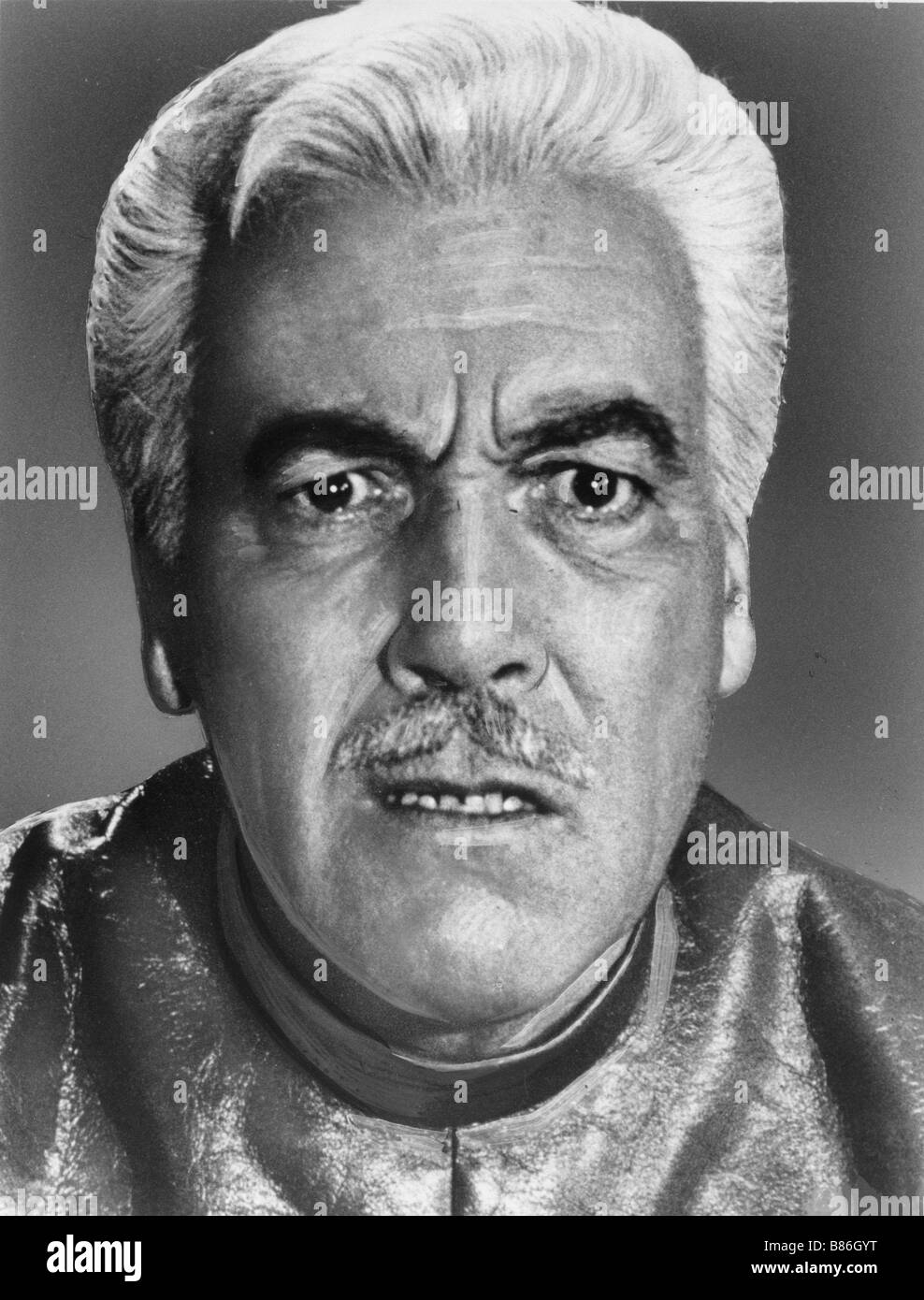 Cesar romero hi-res stock photography and images - Alamy