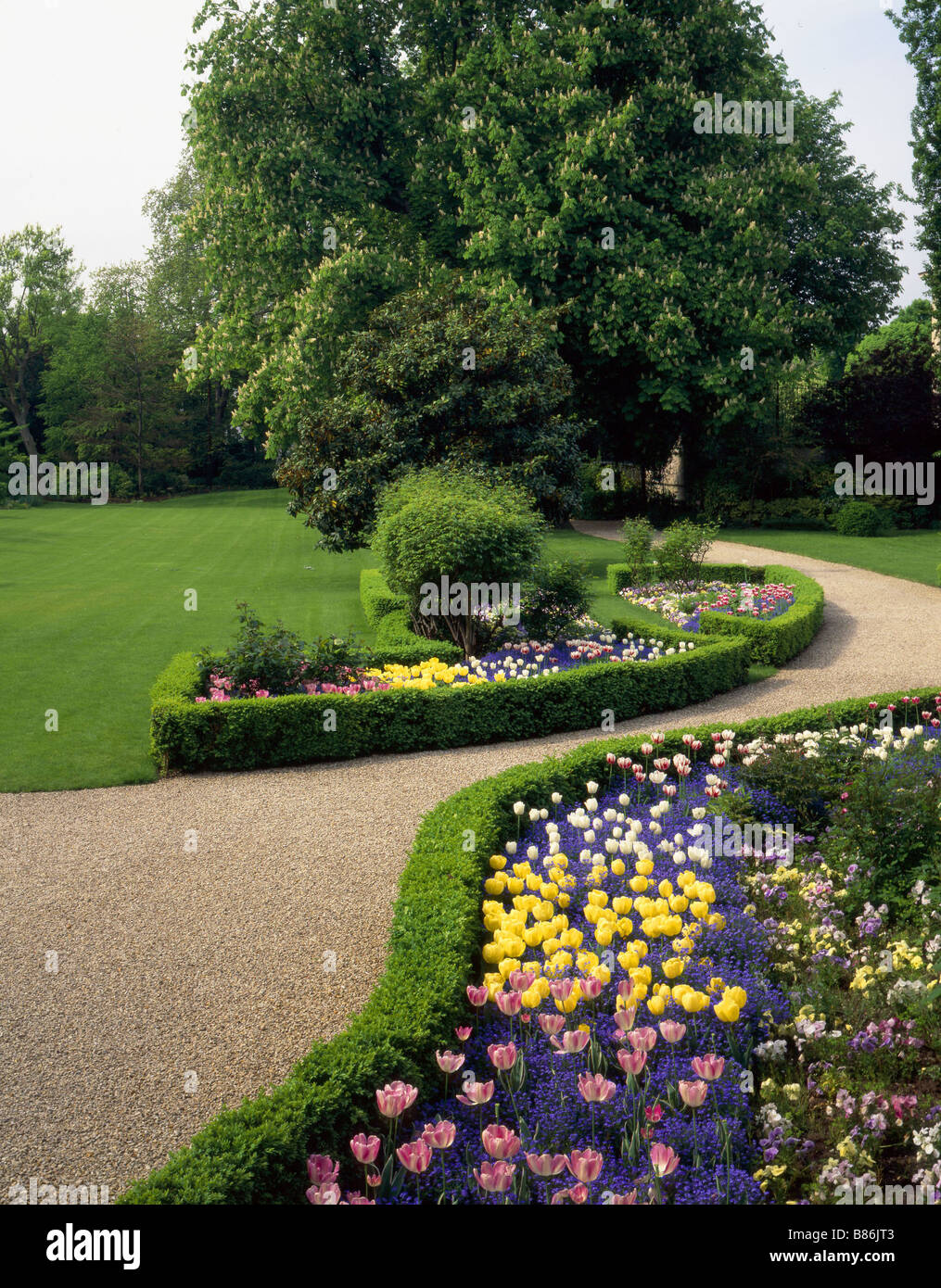 American embassy paris hi-res stock photography and images - Alamy