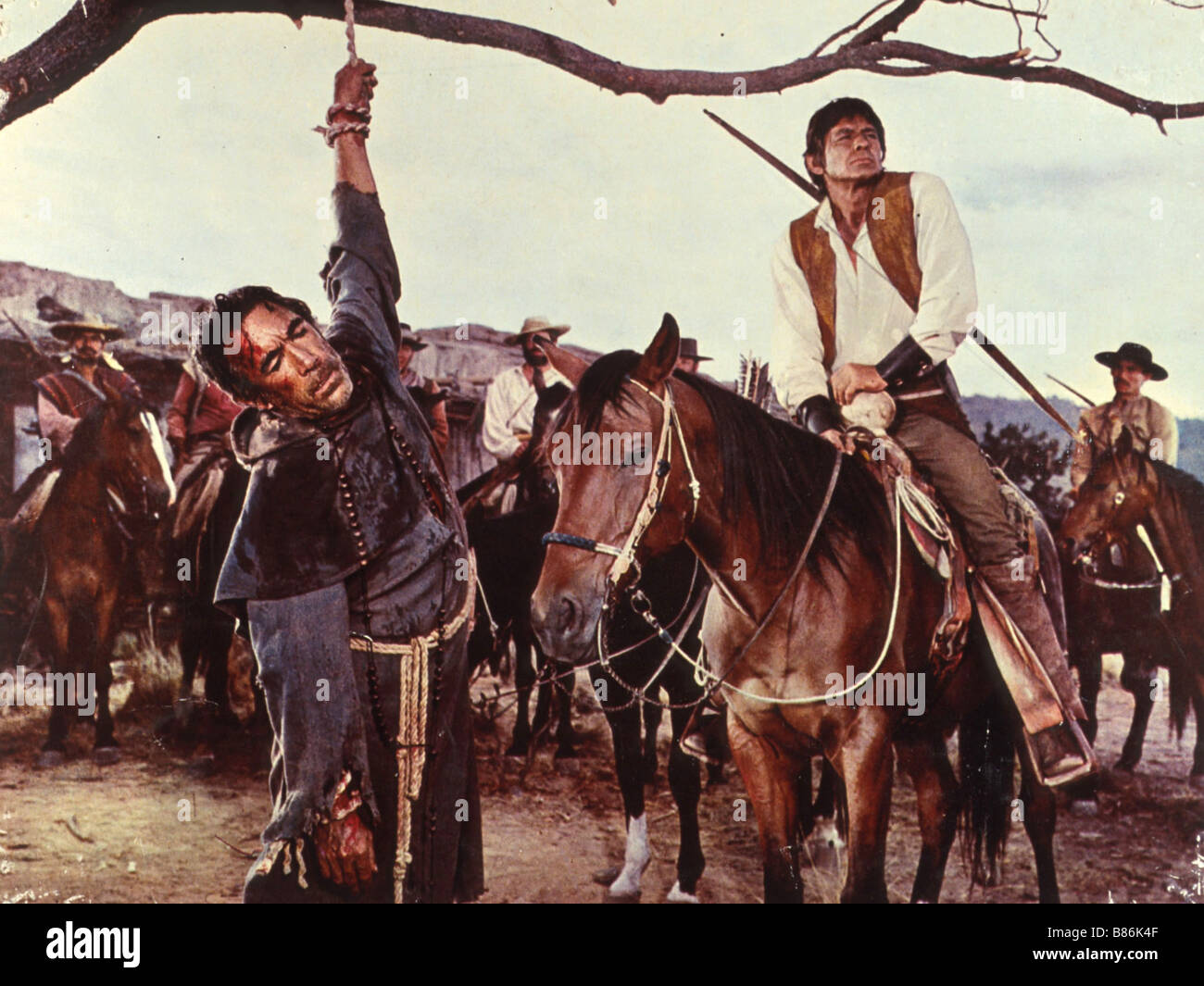 LA BATAILLE DE SAN SEBASTIAN GUNS FOR SAN SEBASTIAN Année : 1967 - USA ...