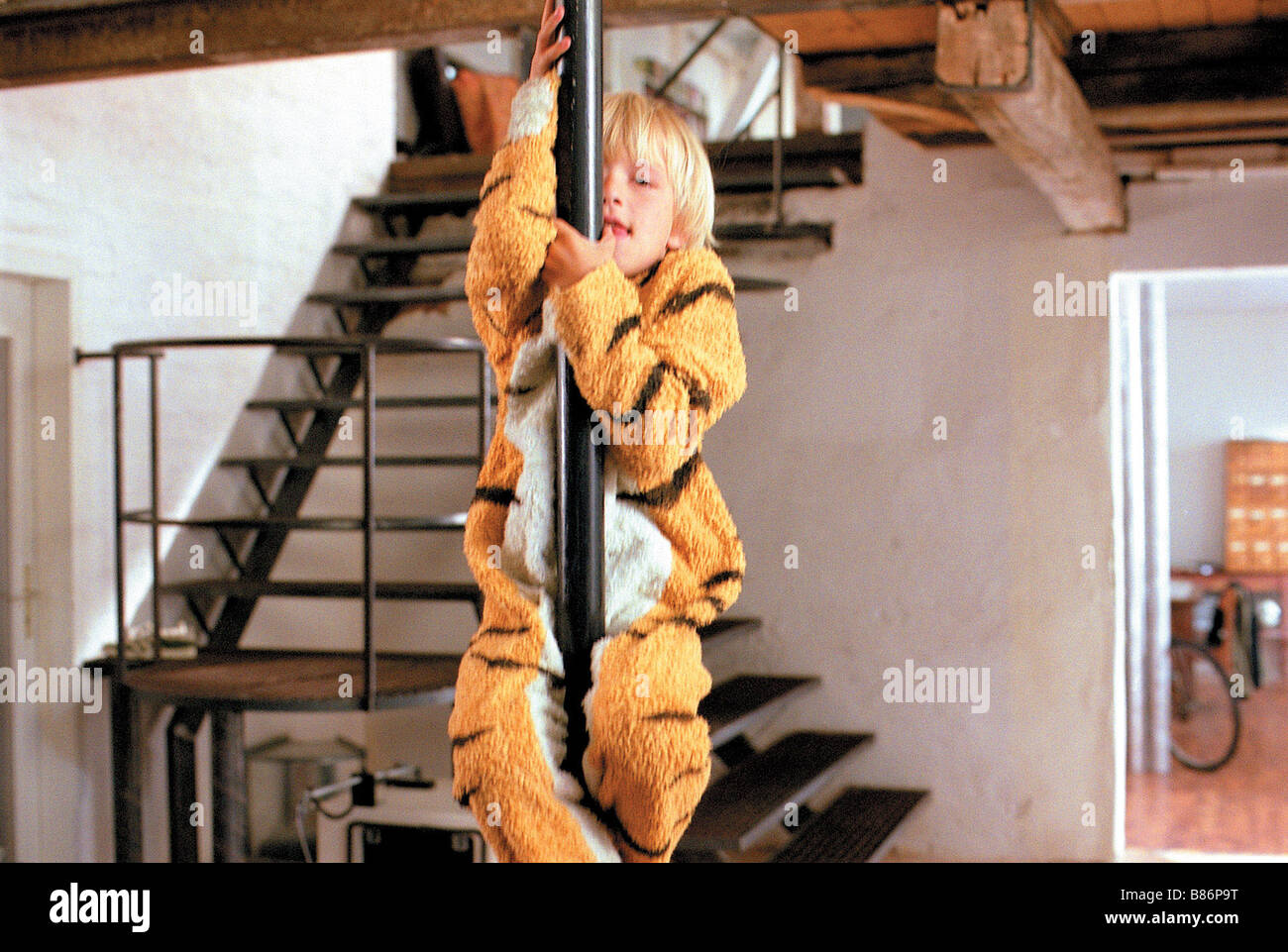 Sergeant Pepper Sergeant Pepper Year : 2004 - Germany Neal Thomas Director: Sandra Nettelbeck ...