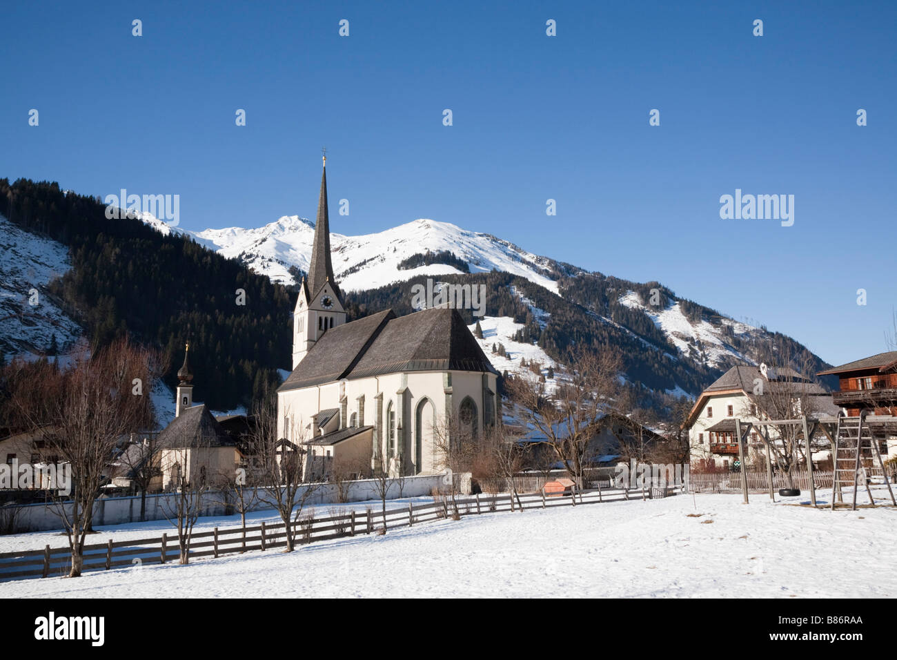 Austrian church buildings hi-res stock photography and images - Alamy
