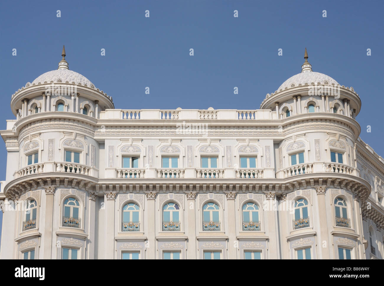 United arab emirates classic hi-res stock photography and images - Alamy