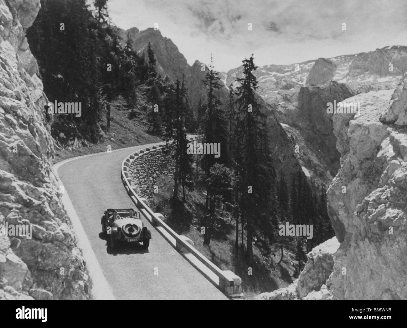 Eagle's Nest, Adolf Hitler's retreat at Berchtesgaden: access road ...