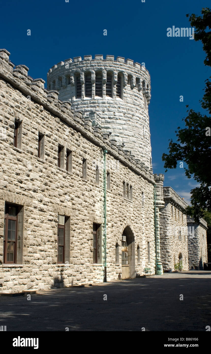 Castle gould hi-res stock photography and images - Alamy