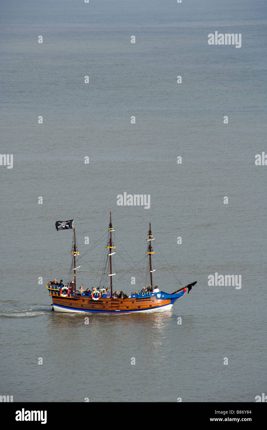 Scarborough pirate ship hi-res stock photography and images - Alamy