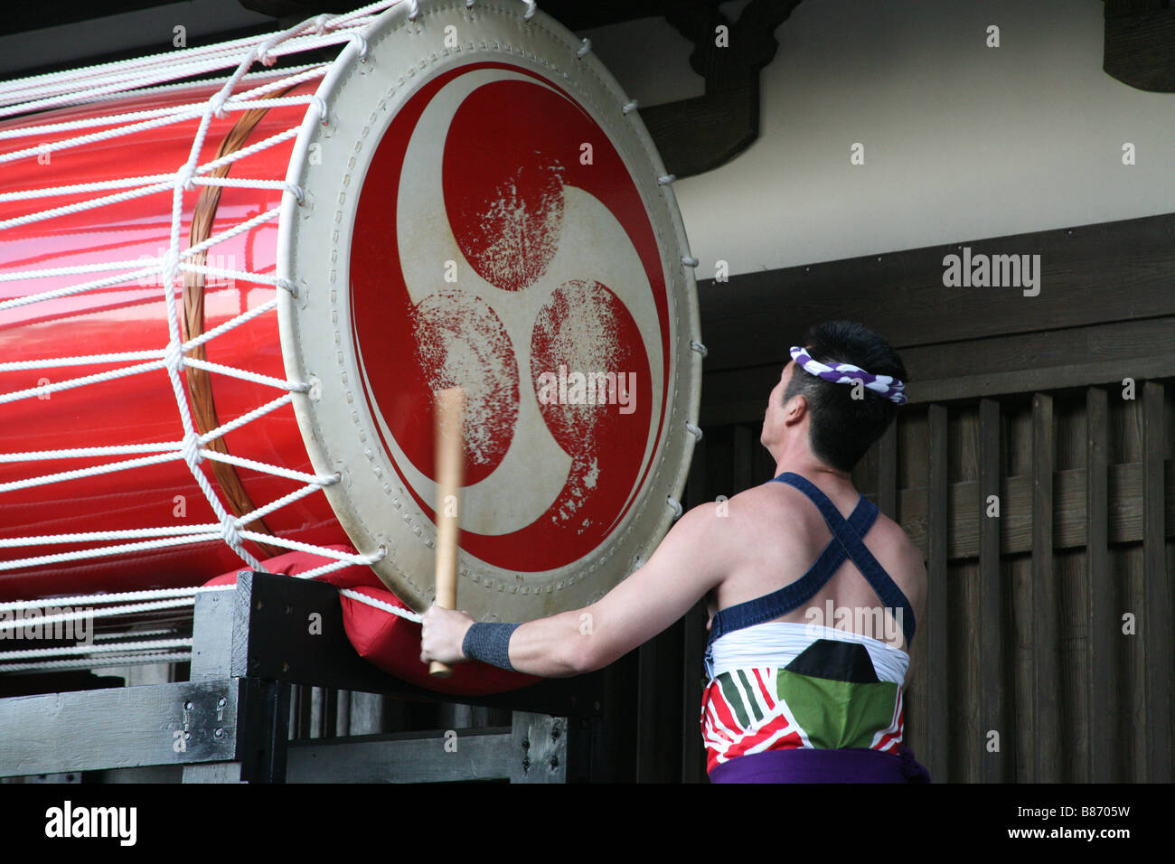 Japanese ritual traditional drummer performing his act at Epcot Center ...