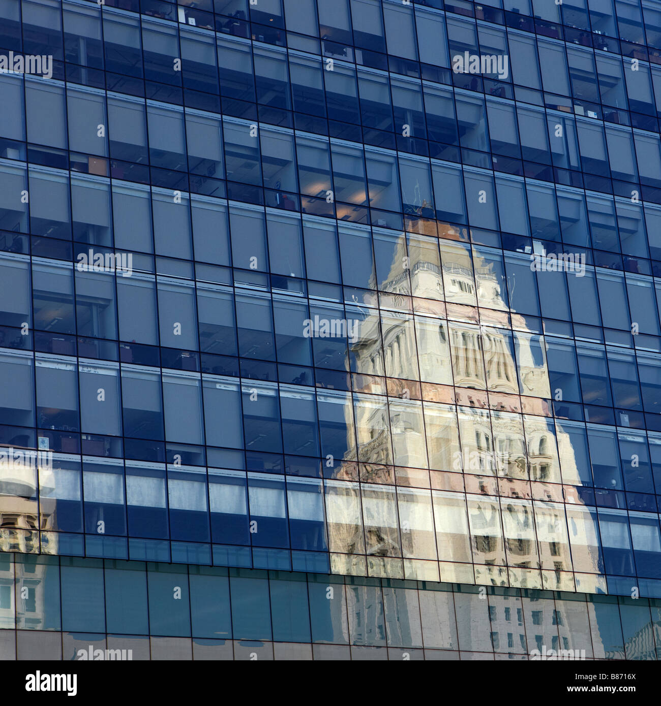Another glass building hi-res stock photography and images - Alamy