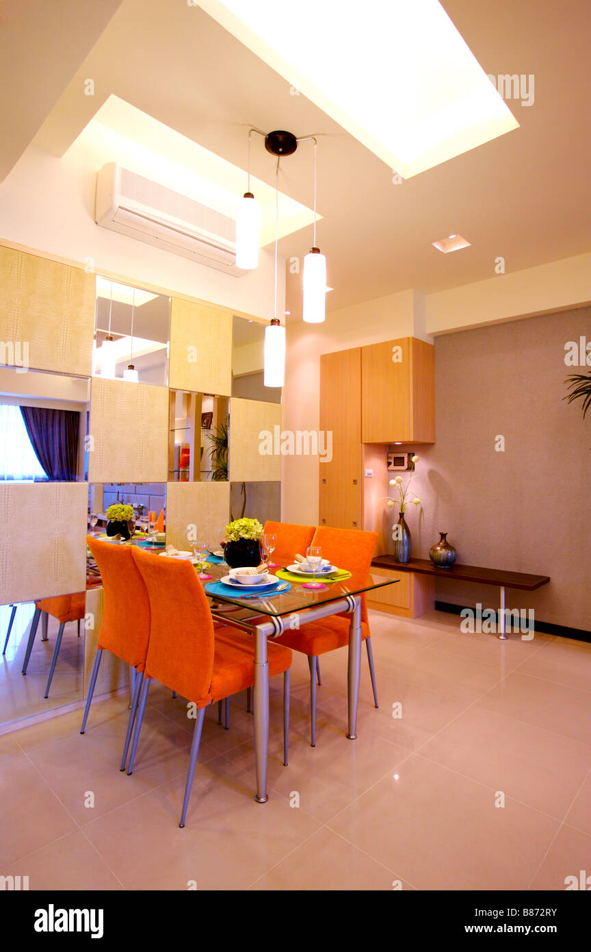 Dining room in modern home Stock Photo - Alamy
