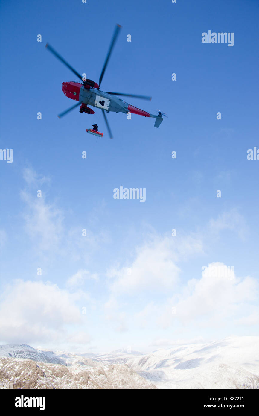 Bow stretcher hi-res stock photography and images - Alamy