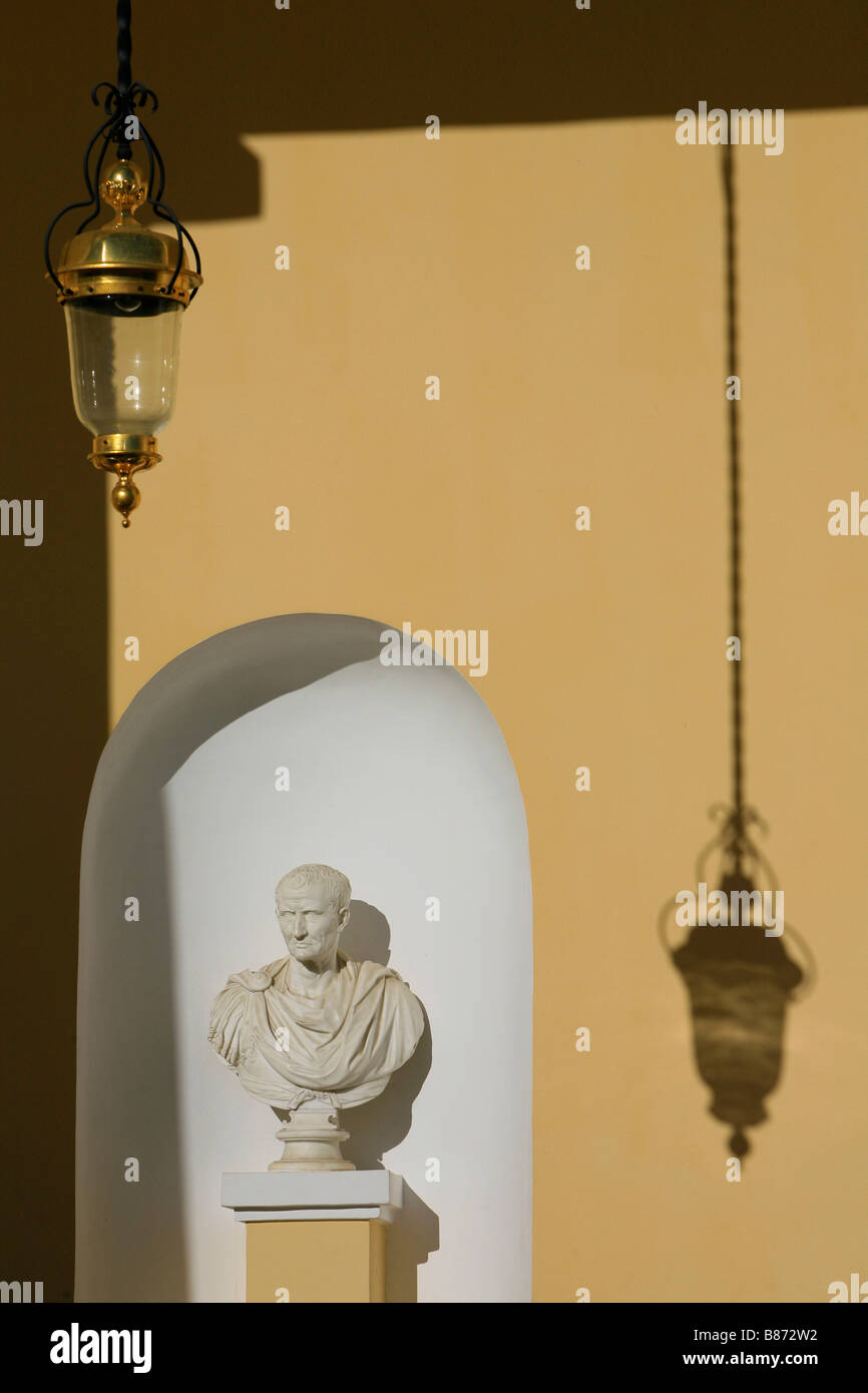 Consul julius caesar hi-res stock photography and images - Alamy