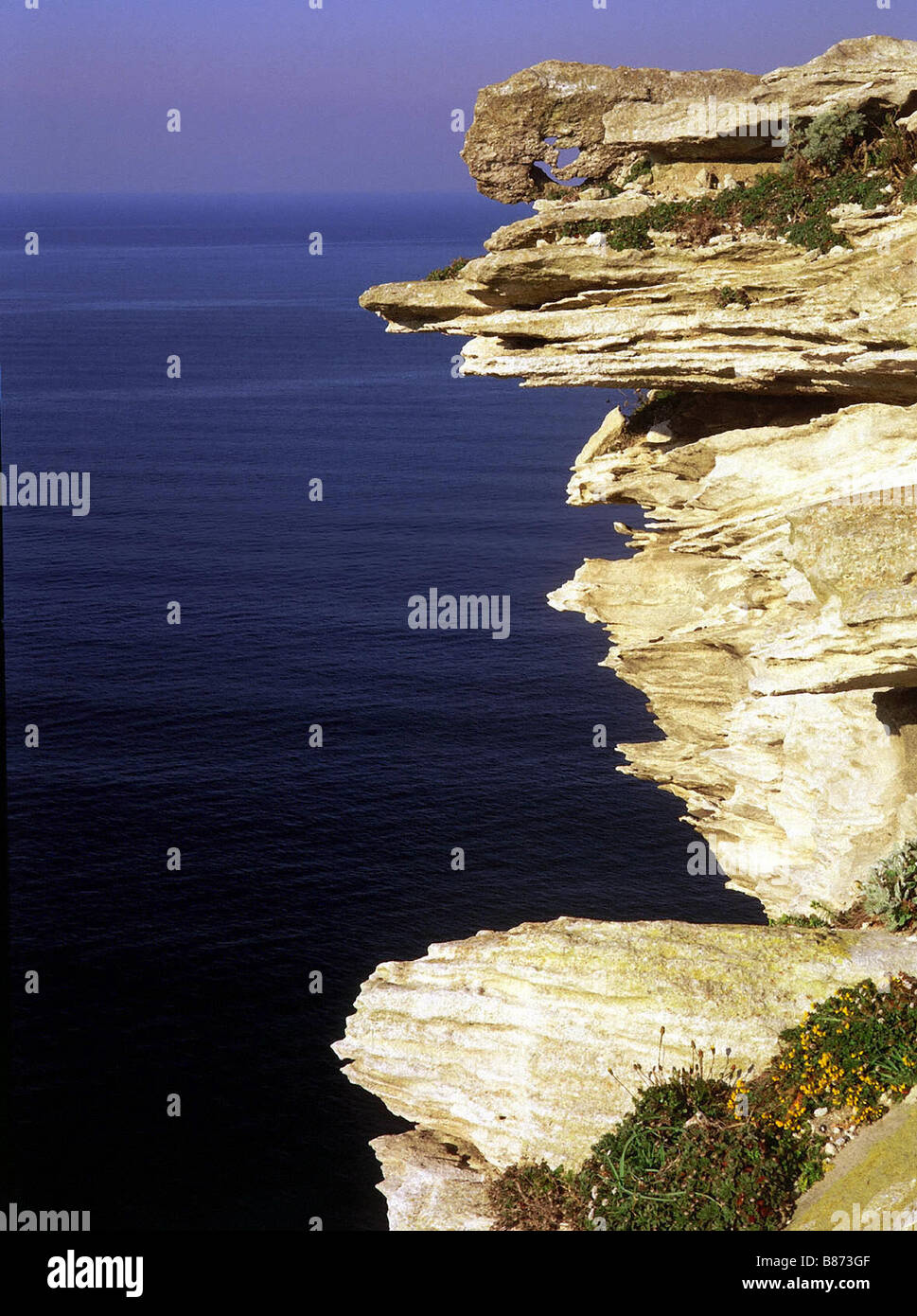 Bonifacio accore coast hi-res stock photography and images - Alamy