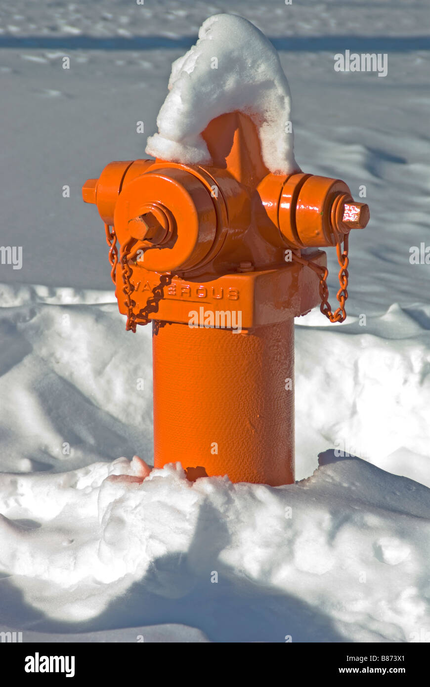 fire hydrant in snow Stock Photo - Alamy