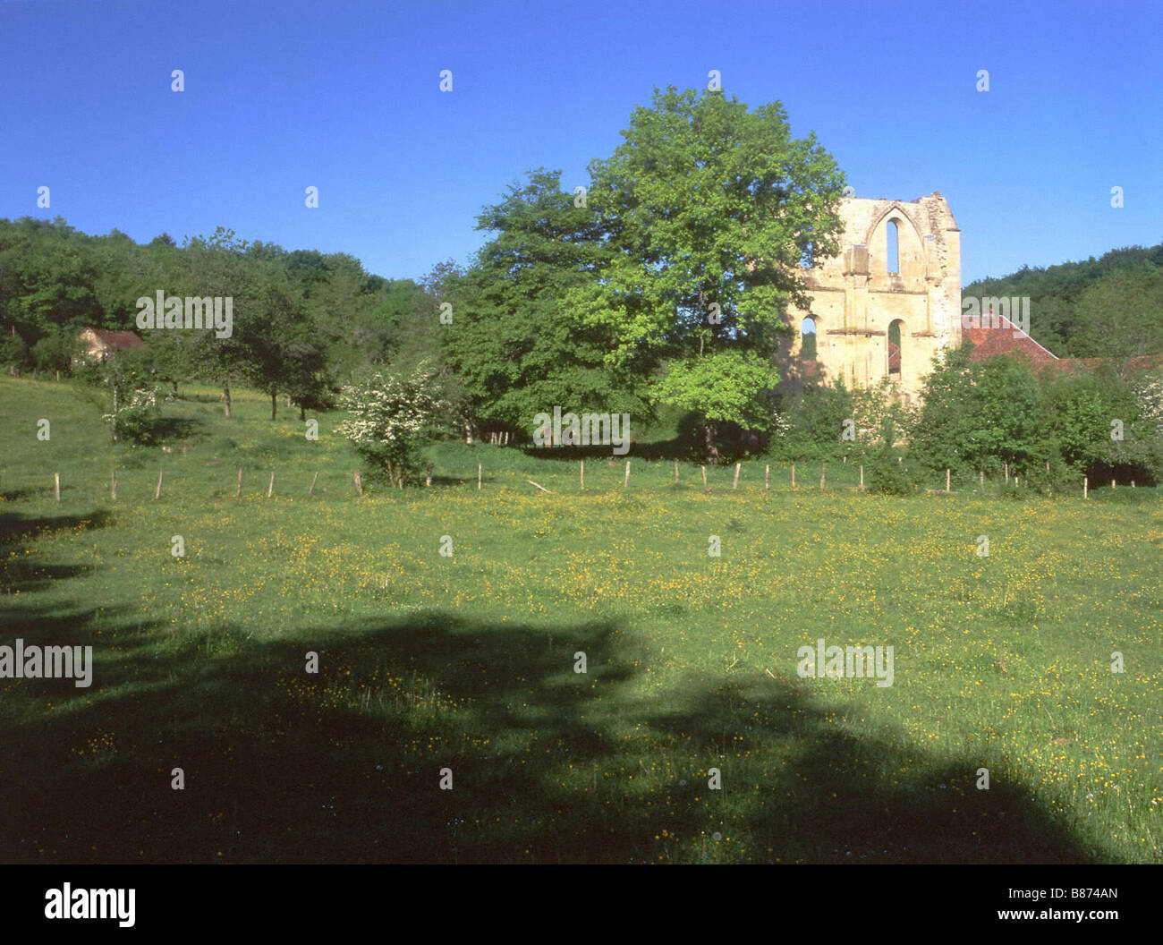 Hamlet of Cherlieu, near the abbey ruins Stock Photo - Alamy