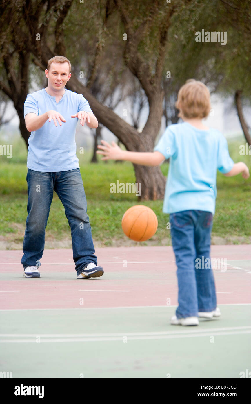 Passing Basketball High Resolution Stock Photography and Images - Alamy
