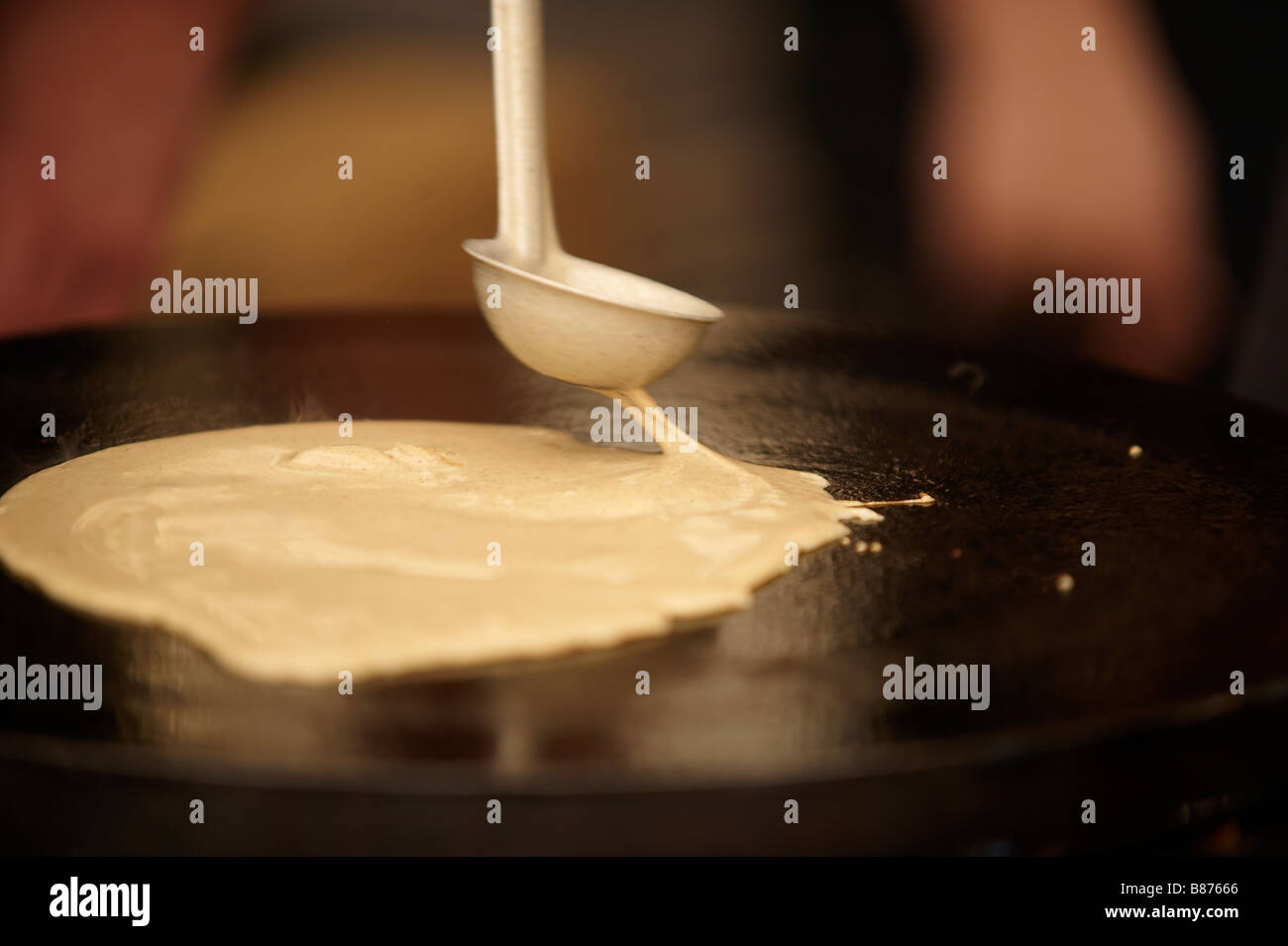 Batter pancake hi-res stock photography and images - Alamy