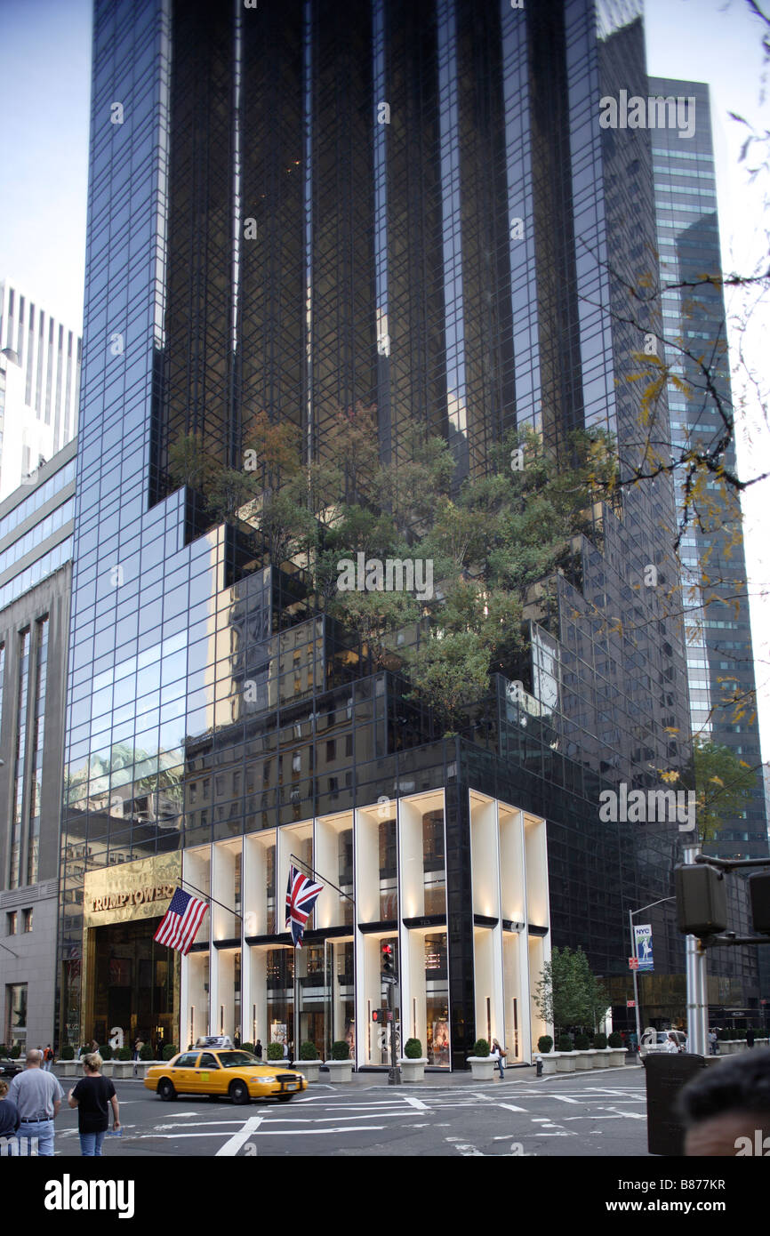 Ny tower hi-res stock photography and images - Alamy