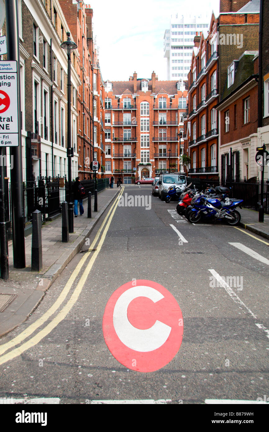 London congestion charge zone hi-res stock photography and images - Alamy