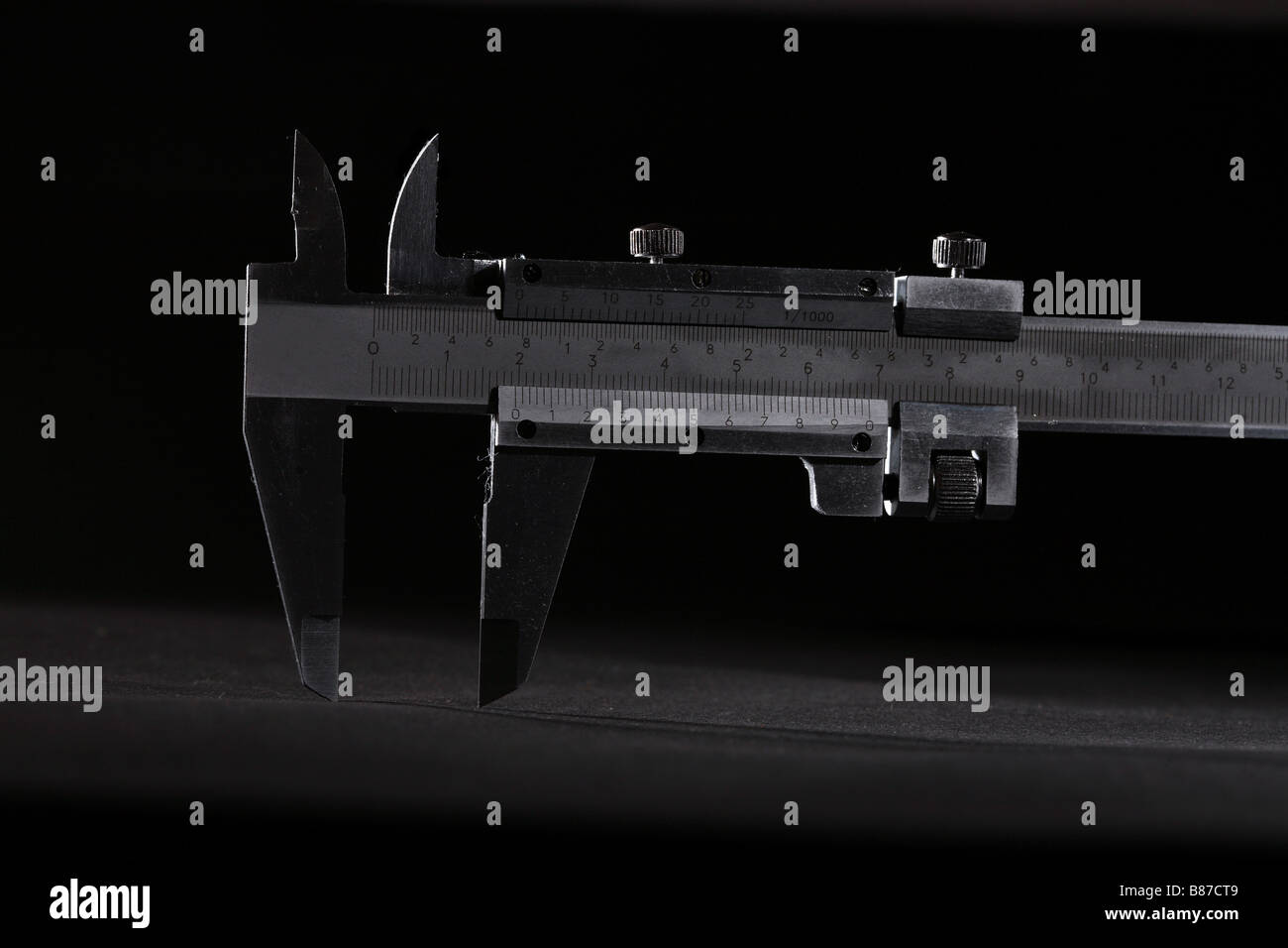 Caliper tool hi-res stock photography and images - Alamy