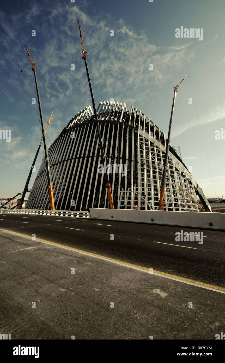 "Agora" building (by Santiago Calatrava), under construction in 2009 ...
