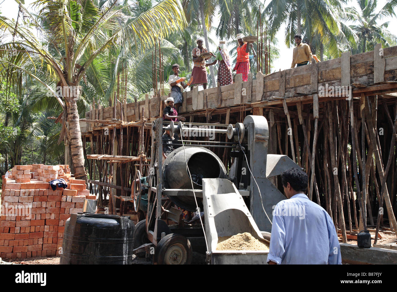 Indian construction hi-res stock photography and images - Alamy