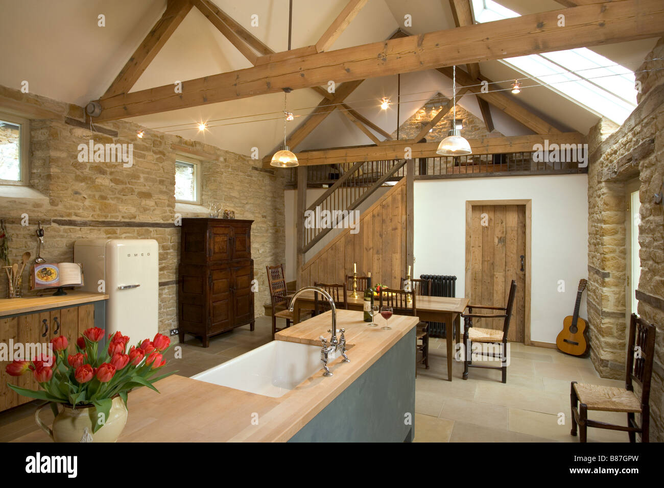 Kitchen with beamed ceiling hi-res stock photography and images - Alamy
