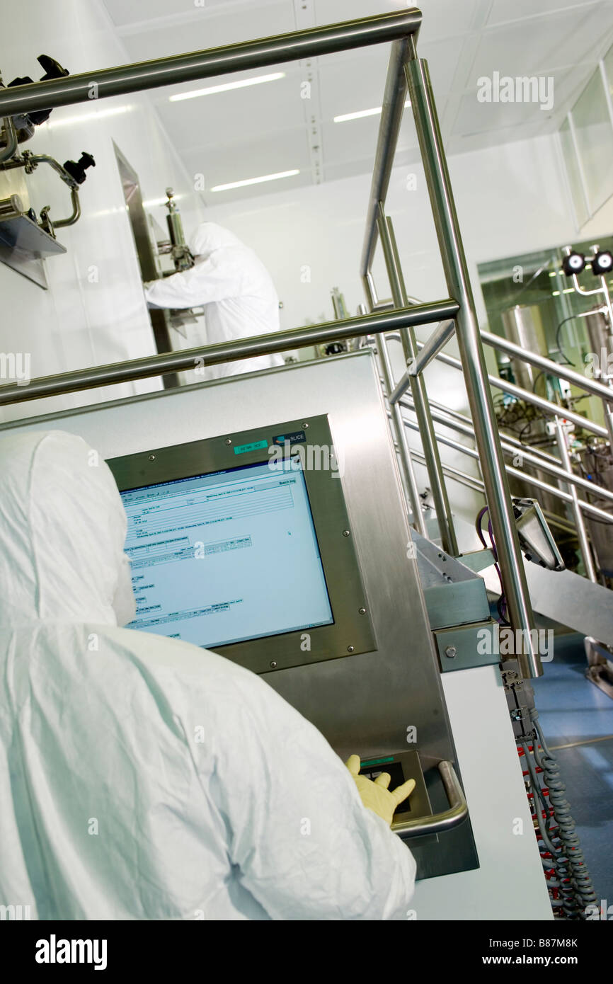 2 people working in elan pharmaceutical factory Stock Photo - Alamy