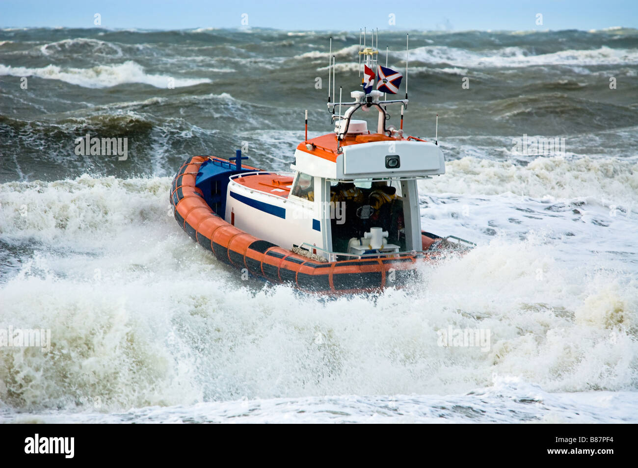 Sos ocean hi-res stock photography and images - Alamy