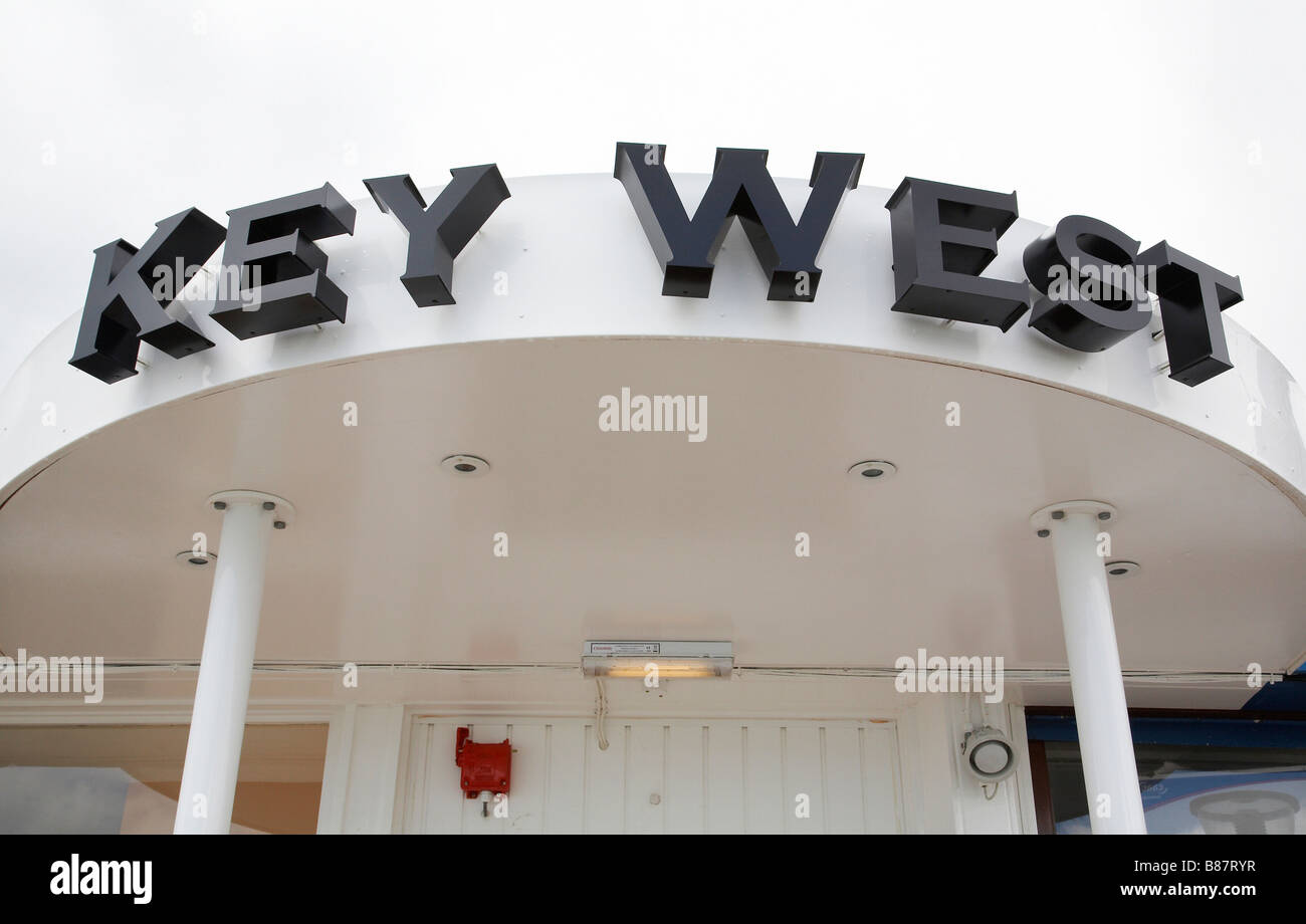 Bournemouth sign hi-res stock photography and images - Alamy