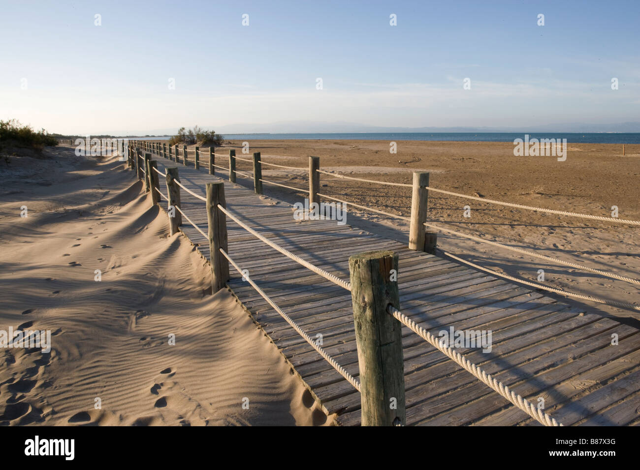 Delta wharf hi-res stock photography and images - Alamy