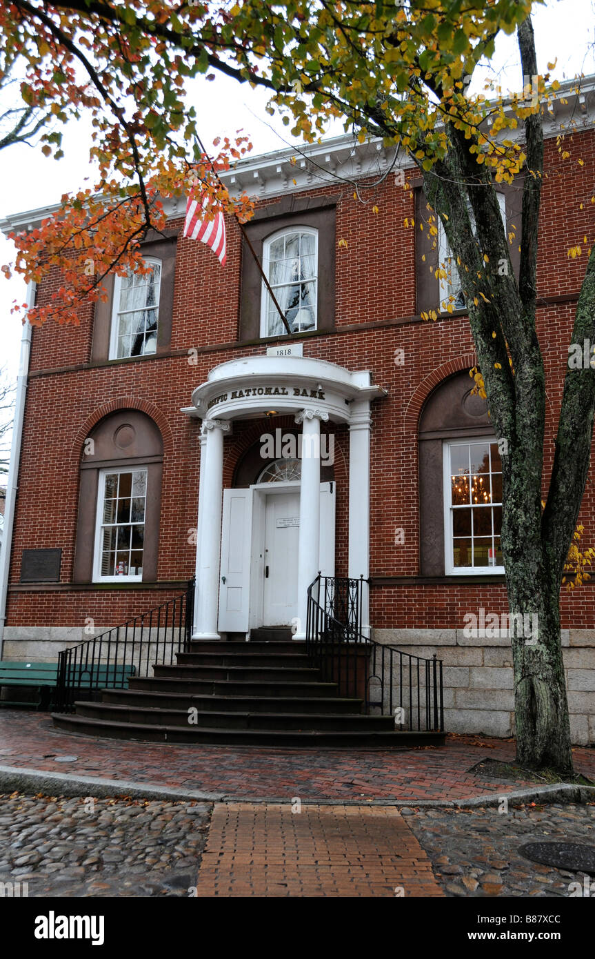 Traditional building with American Flag, Nantucket Stock Photo - Alamy